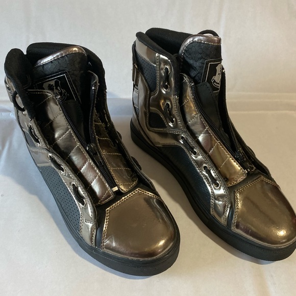 Vlado | Shoes | Vlado Gladiator 1 Atlas Metallic Fashion Sneakers ...